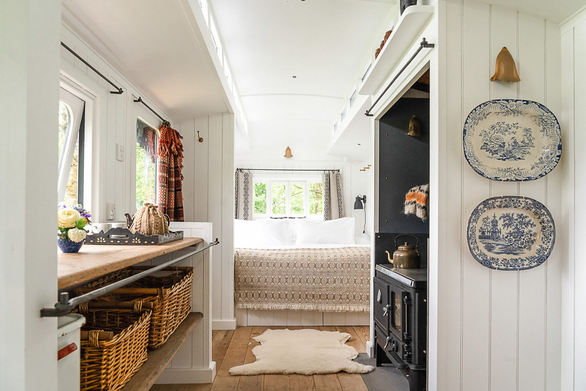 The Edwardian Showman's Wagon - Kip Hideaways