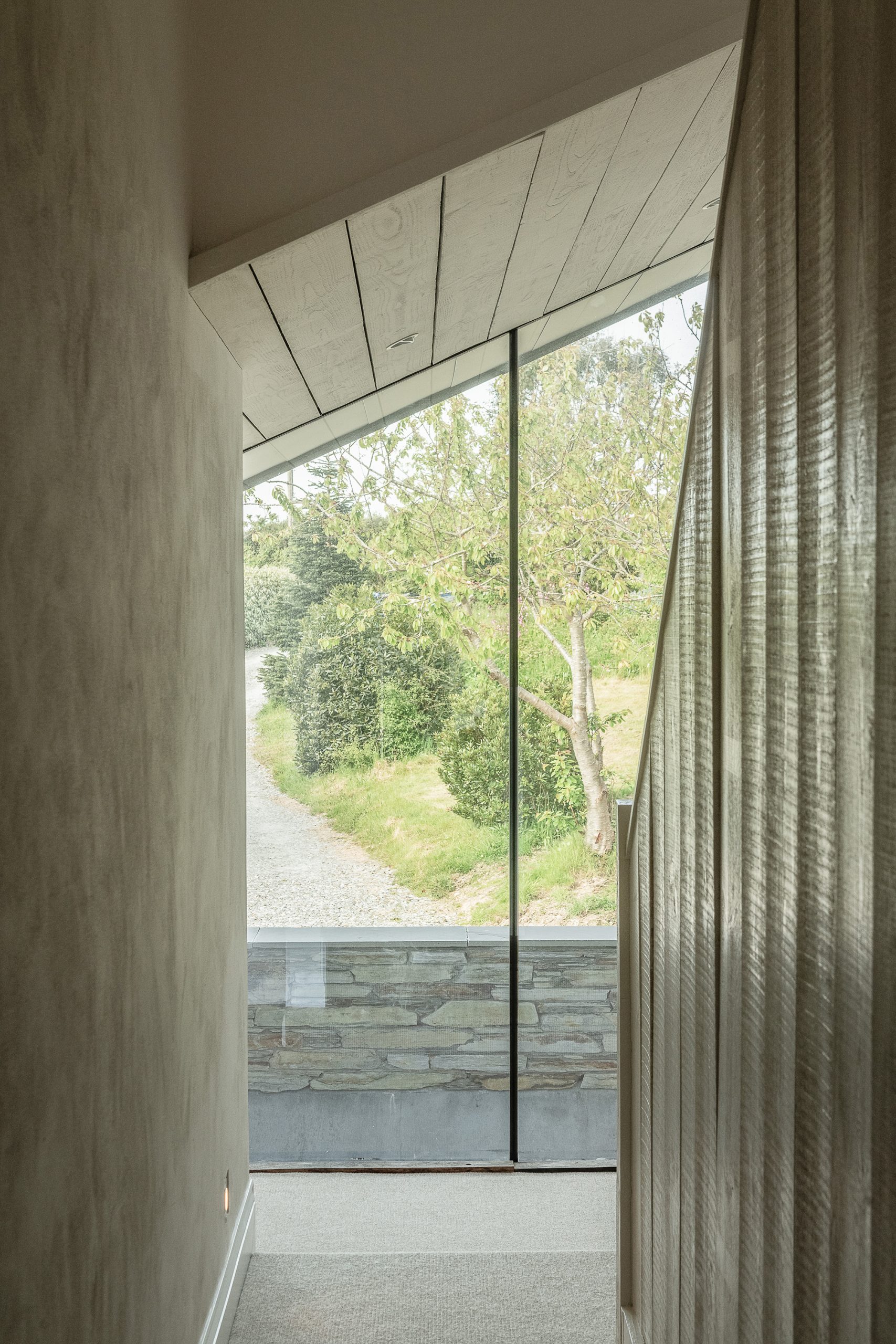 Hay House - Kip Hideaways