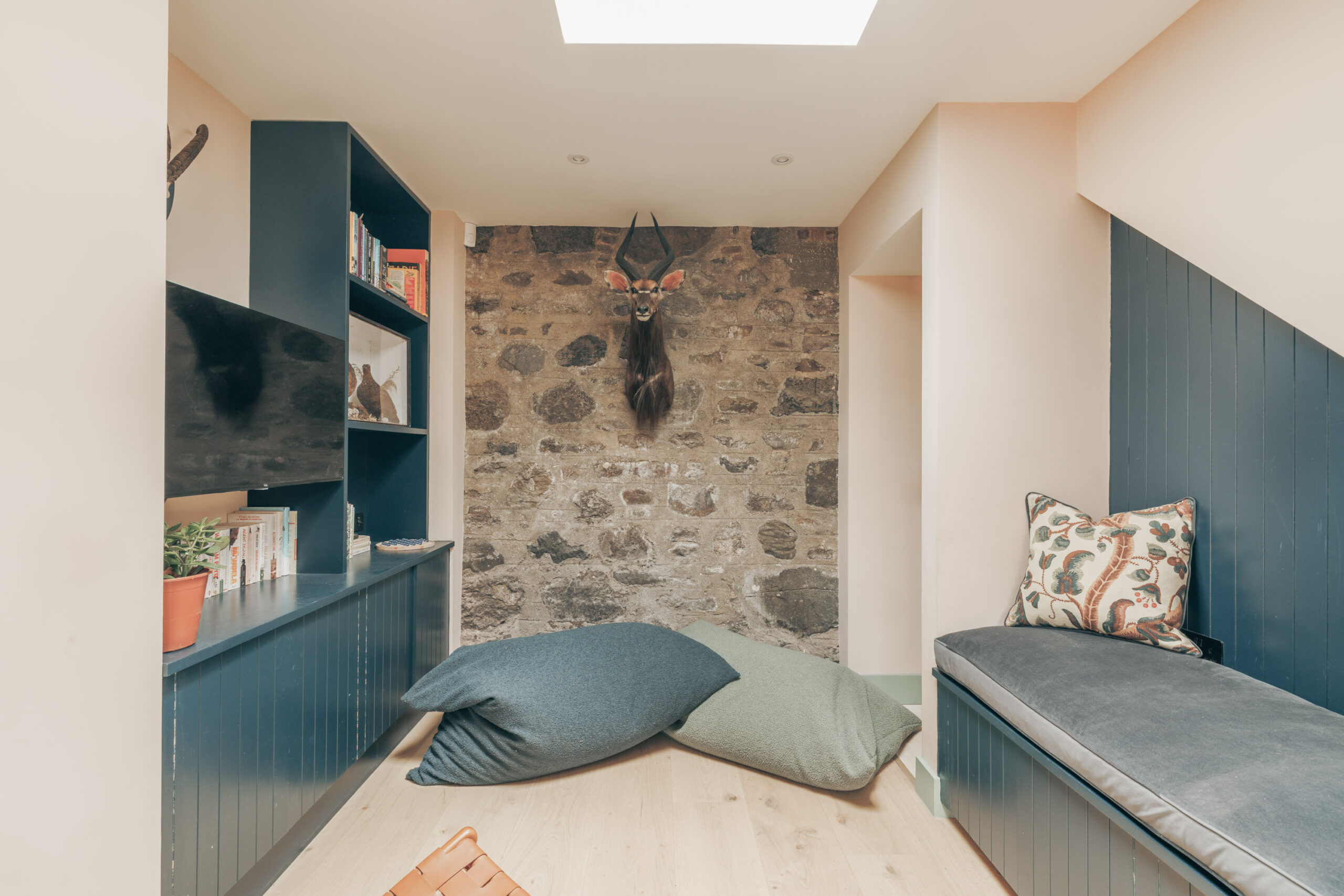 Whitehill Farm House - Kip Hideaways