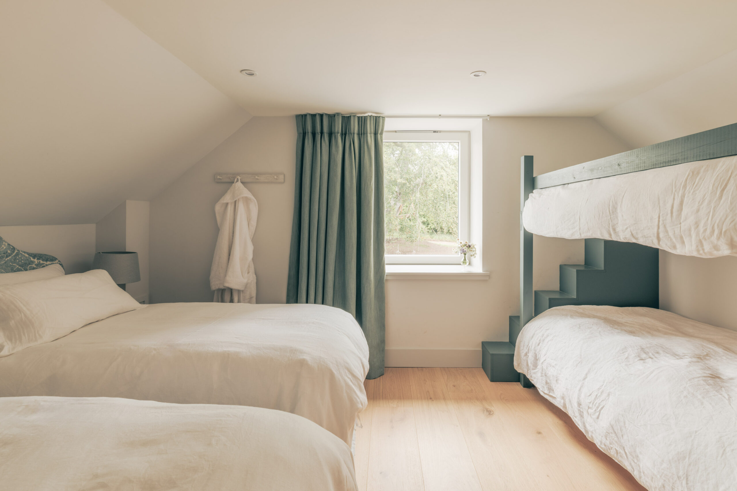 Whitehill Farm House - Kip Hideaways