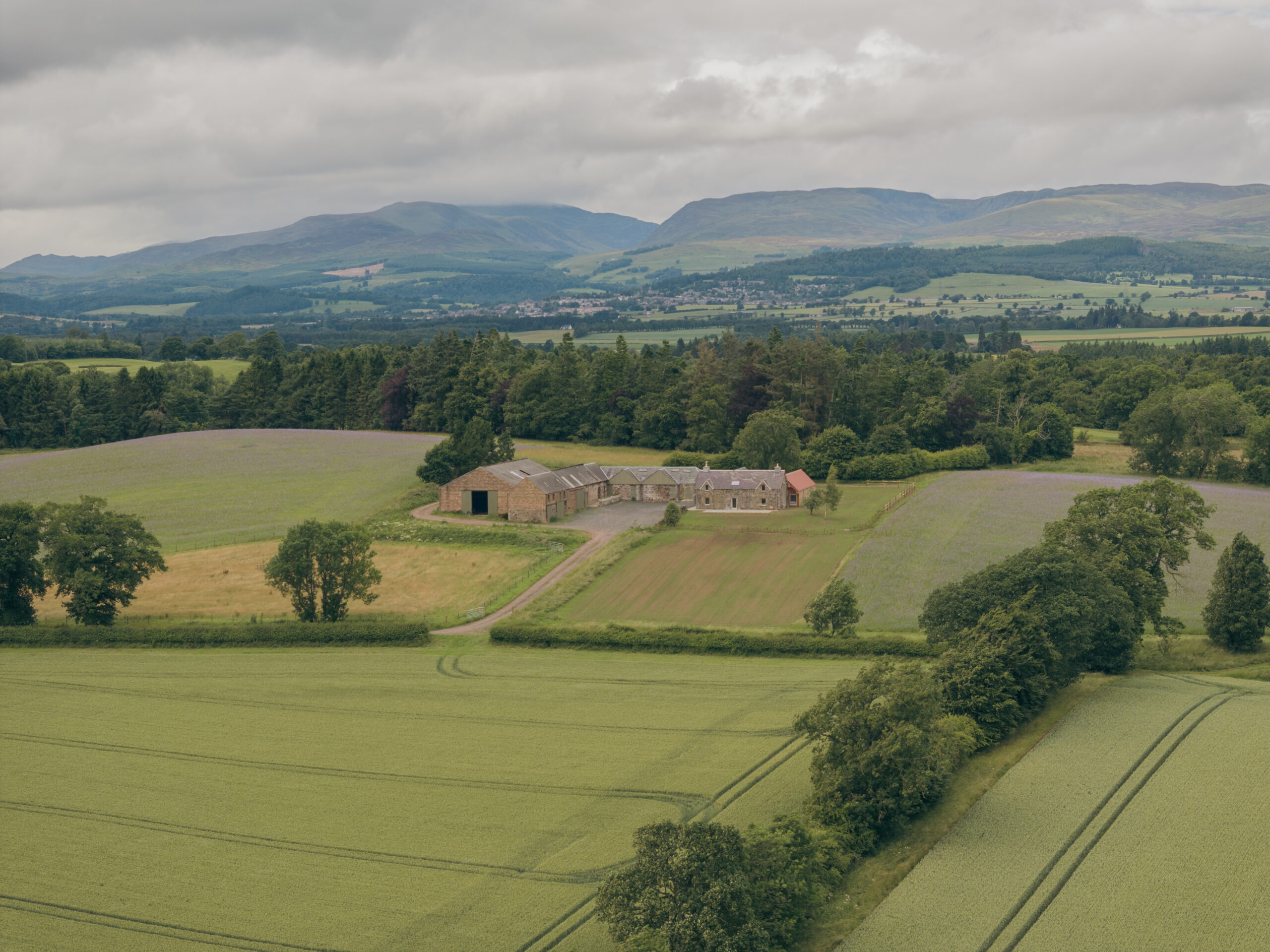 Whitehill Farm House - Kip Hideaways
